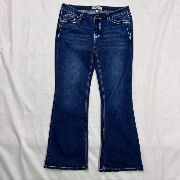 Disclosure | Jeans | Disclosure Ladies Medium Washed Boot Leg Jeans ...